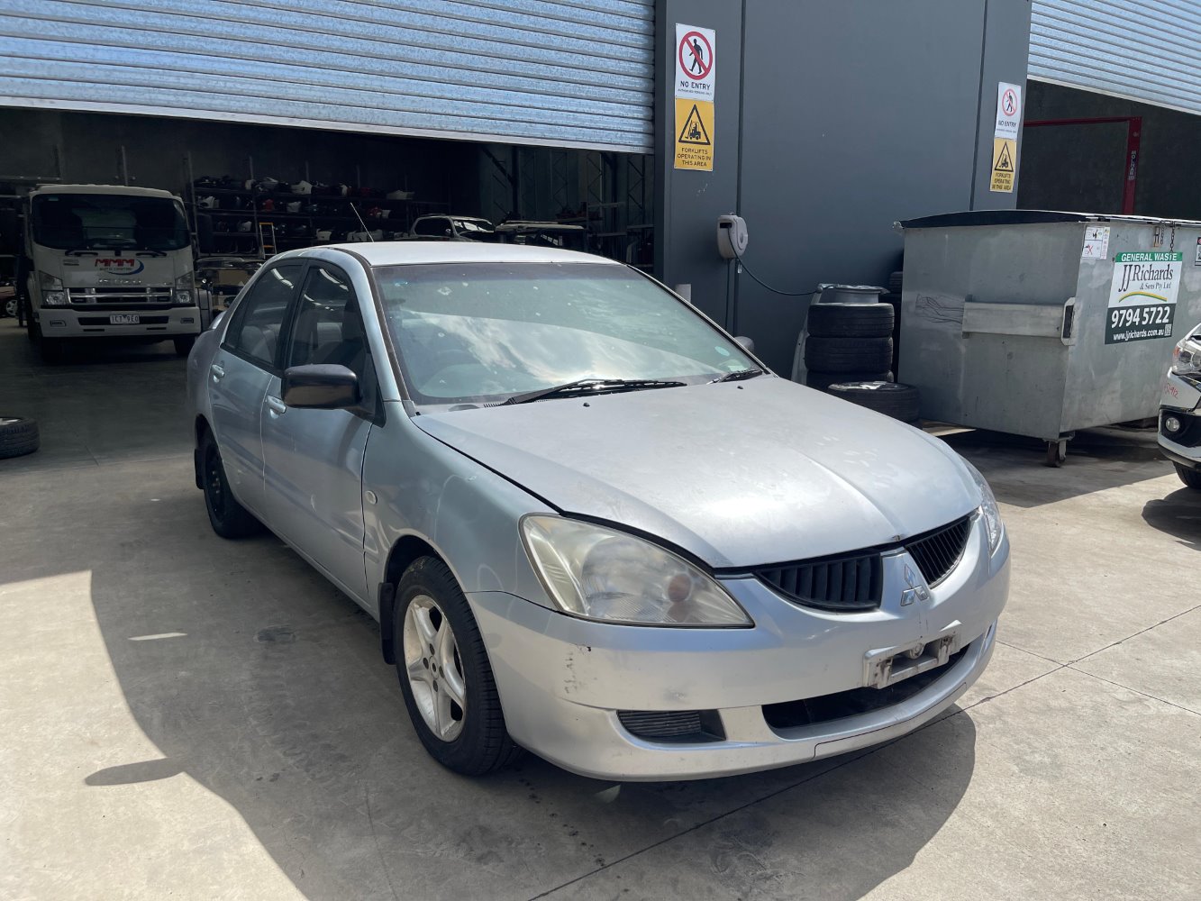 Car Wreckers - Mitsubishi Lancer 2004 Silver Auto Petrol