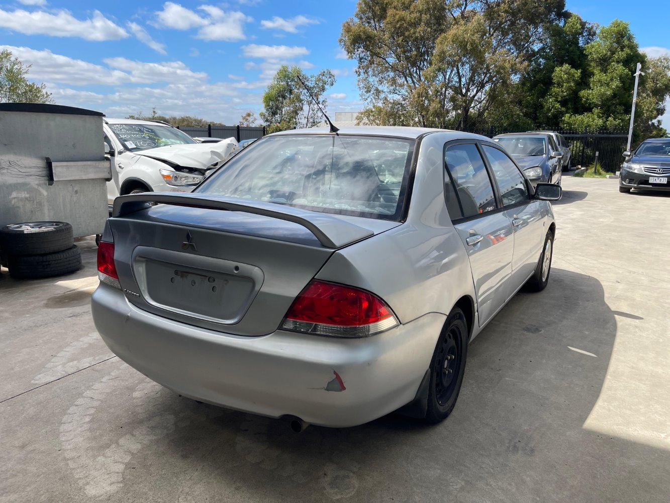 Car Wreckers - Mitsubishi Lancer 2004 Silver Auto Petrol