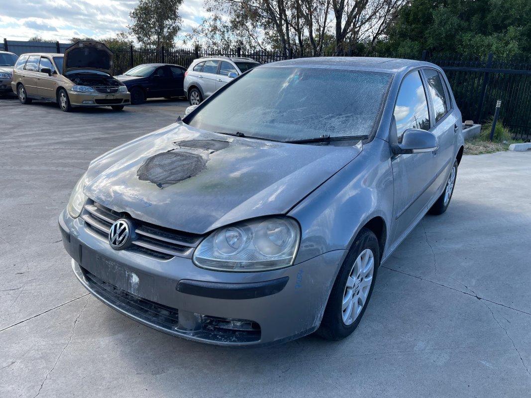 Car Wreckers - Volkswagen Golf 2005 Grey Auto Petrol