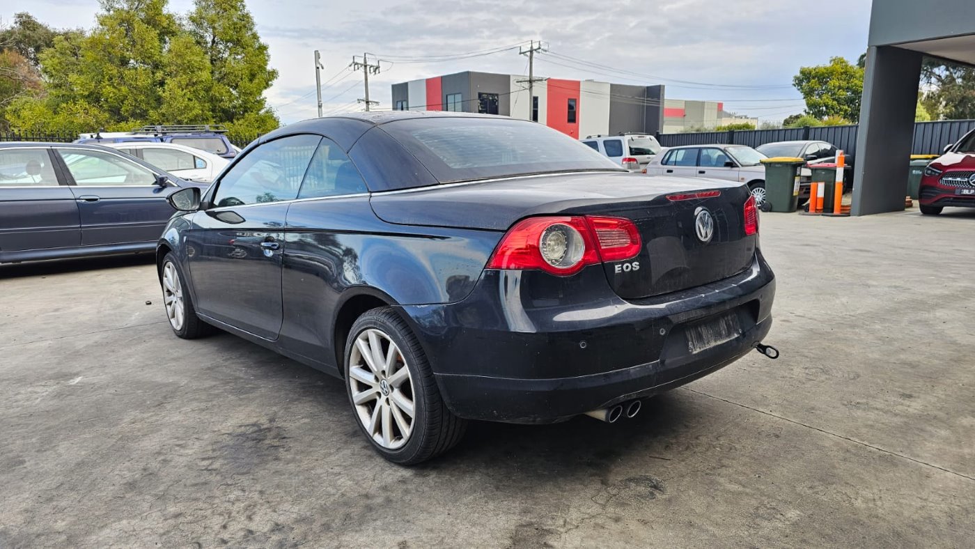 Car Wreckers - Volkswagen EOS 2008 Black Auto Petrol