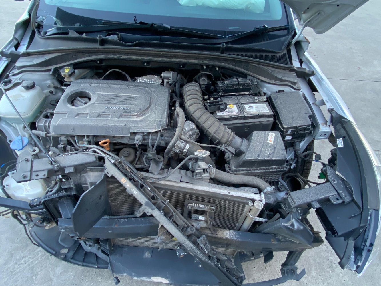 Car Wreckers - Hyundai i30 2017 Silver Auto