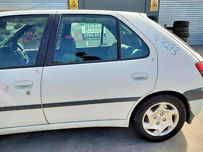 PEUGEOT 306 N5 07/1997-07/2002 LEFT REAR DOOR WINDOW - MMM Auto Centre