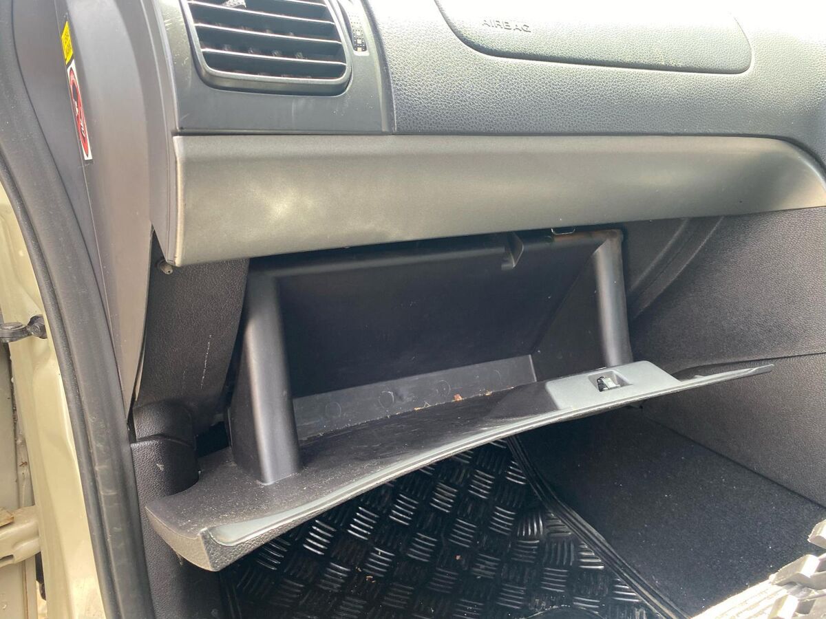 FORD FALCON BA-BF 10/2002-09/2010 GLOVE BOX - MMM Auto Centre