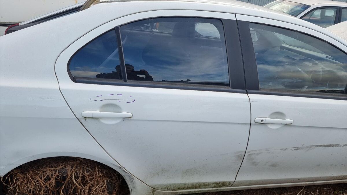 MITSUBISHI LANCER CJ 09/2007-10/2015 RIGHT REAR DOOR WINDOW - MMM Auto ...