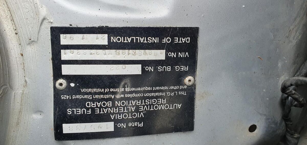 HOLDEN COMMODORE VR-VS 06/1993-07/1997 LEFT INDICATOR/FOG/SIDE CORNER ...