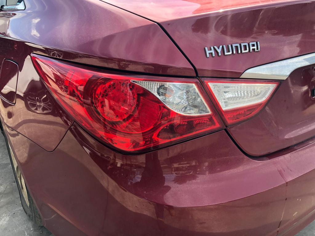 HYUNDAI I45 YF 02/10-05/13 LEFT REAR GARNISH BOOTLID LAMP NON LED TYPE ...