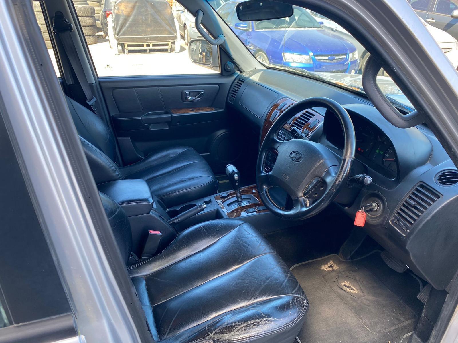 HYUNDAI TERRACAN HP 11/2001-12/2007 STEREO/HEAD UNIT RADIO/CD PLAYER ...