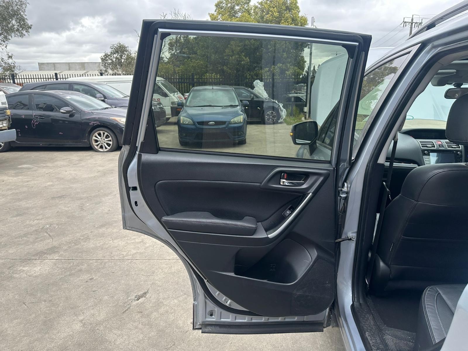 SUBARU FORESTER SJ 03/2015-08/2018 LEFT REAR POWER WINDOW SWITCH ...