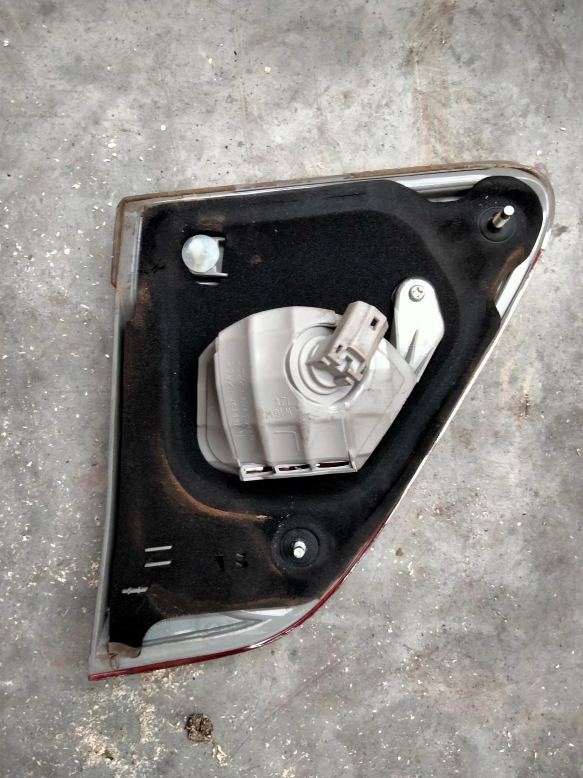 TOYOTA COROLLA REAR GARNISH BOOTLID LAMP (LH SIDE), ZRE152/153R, 04/10 ...