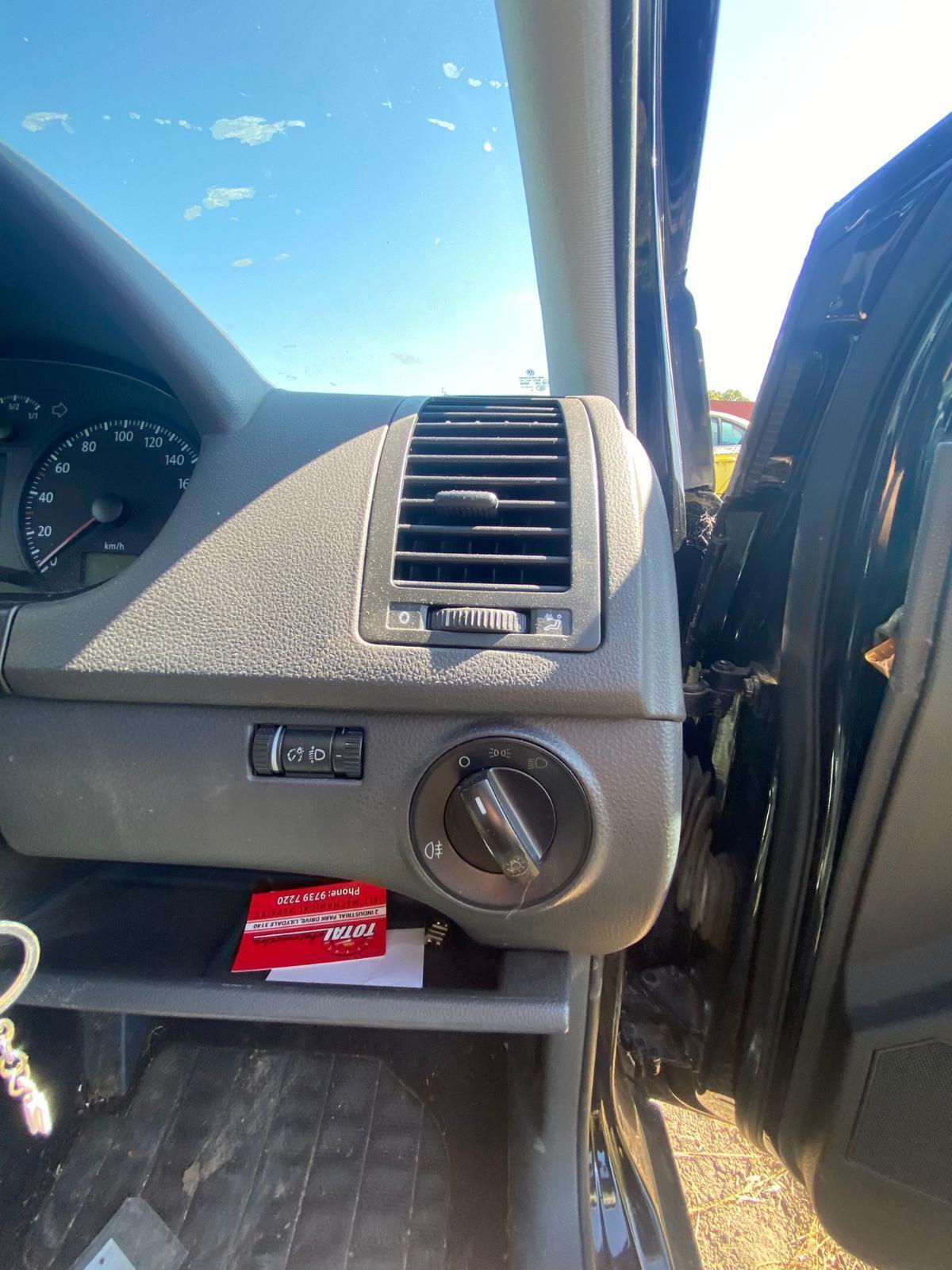 VOLKSWAGEN POLO 9N 11/2005-04/2010 STEREO/HEAD UNIT FACTORY CD PLAYER ...