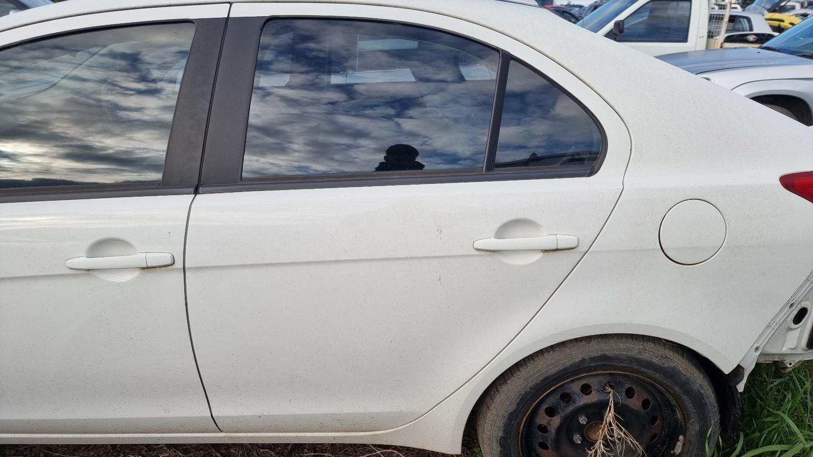 MITSUBISHI LANCER CJ-CF 07/2007-07/2017 RADIATOR SUPPORT CENTRE - MMM ...