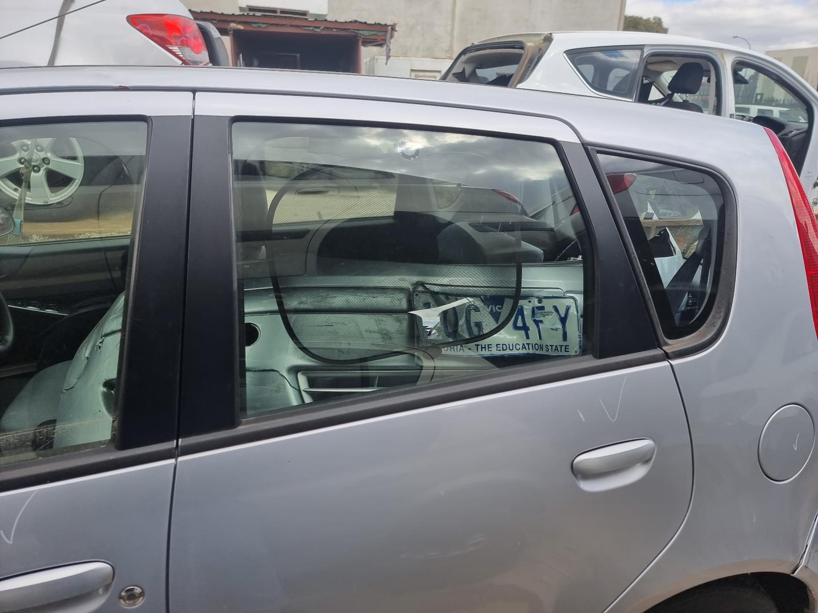 MITSUBISHI COLT RG 01/2002-11/2011 TAILGATE WIPER ARM - MMM Auto Centre