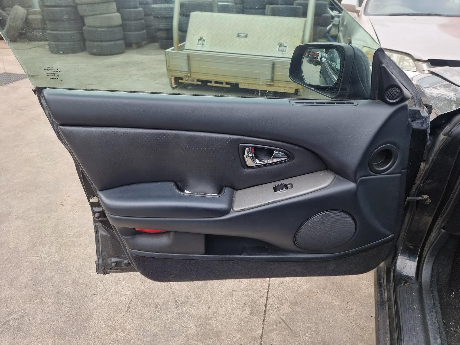 MITSUBISHI VERADA KE-KW 10/1996-09/2005 LEFT FRONT WINDOW REGULATOR ...