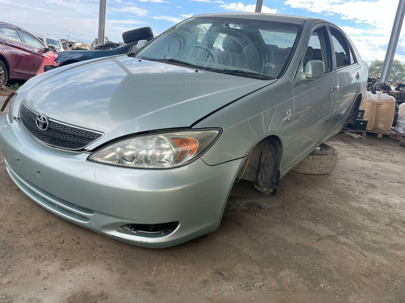 TOYOTA CAMRY LEFT DOOR MIRROR SK36, COLOUR CODED, 08/02-05/06 02 03 04 05 06 - MMM Auto Centre