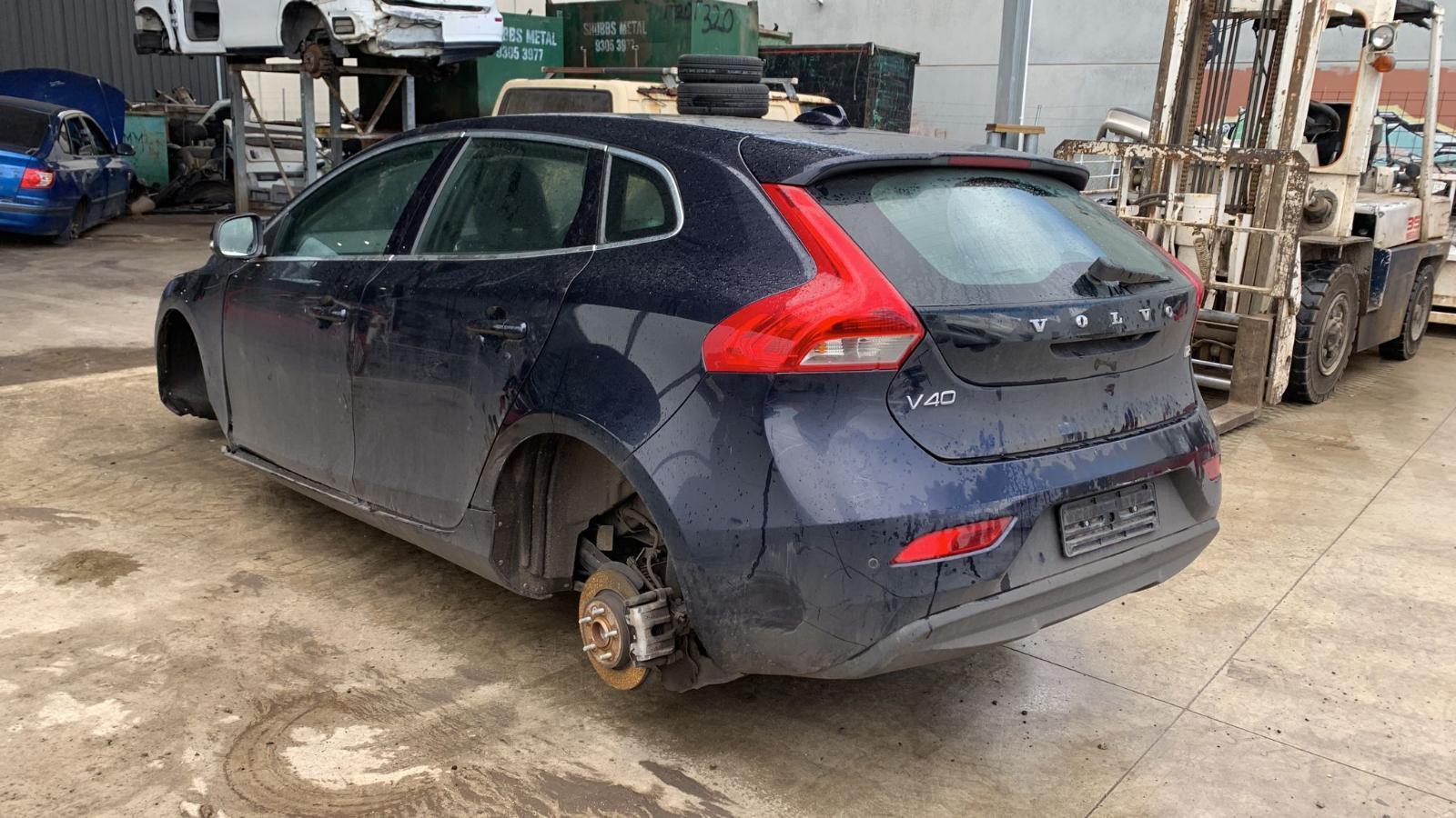 VOLVO S40 V40 02/2013-01/2019 LEFT REAR DOOR WINDOW - MMM Auto Centre