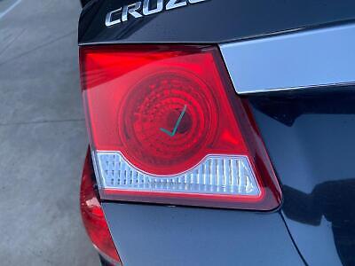 HOLDEN CRUZE JG-JH 03/2009-01/2017 LEFT SIDE REAR GARNISH BOOTLID LAMP ...