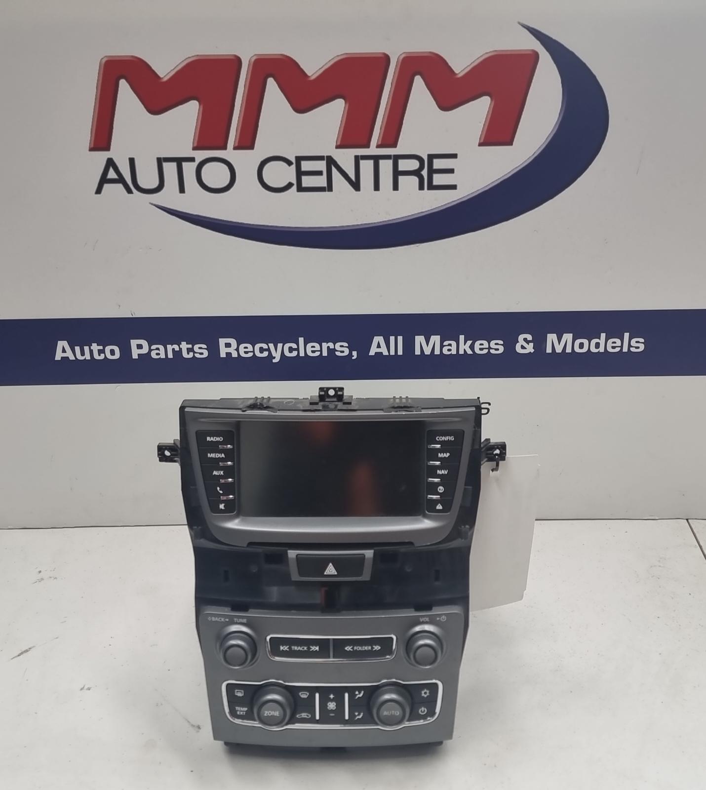 HOLDEN COMMODORE STEREO/HEAD UNIT DISPLAY/CONTROL PANEL ONLY, SINGLE ...