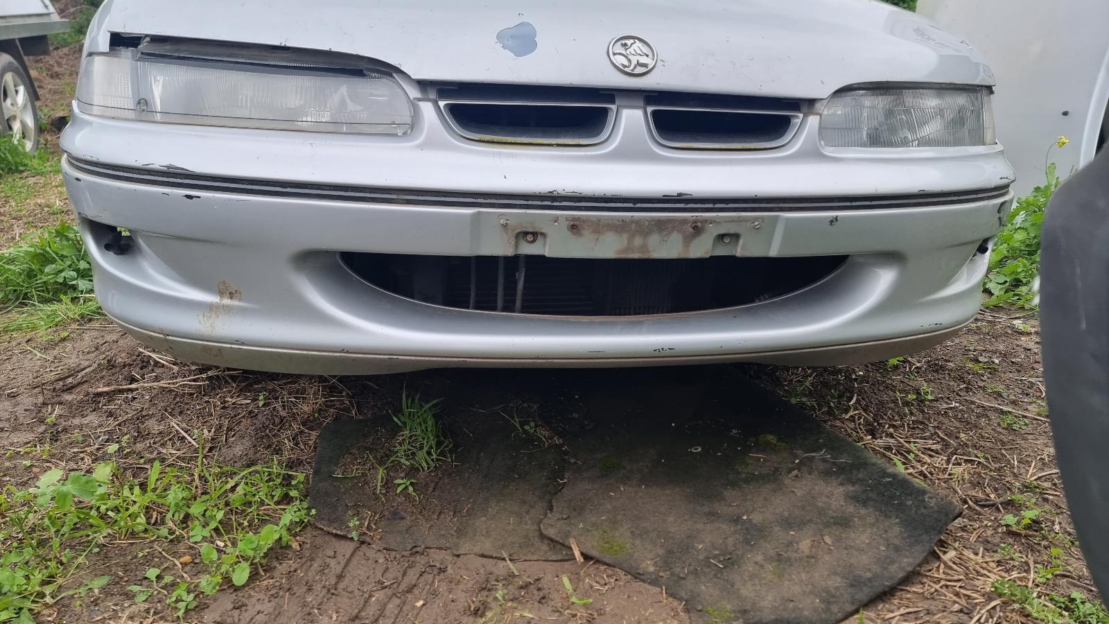 HOLDEN COMMODORE VS 04/1995-07/1997 A/C COMPRESSOR - MMM Auto Centre