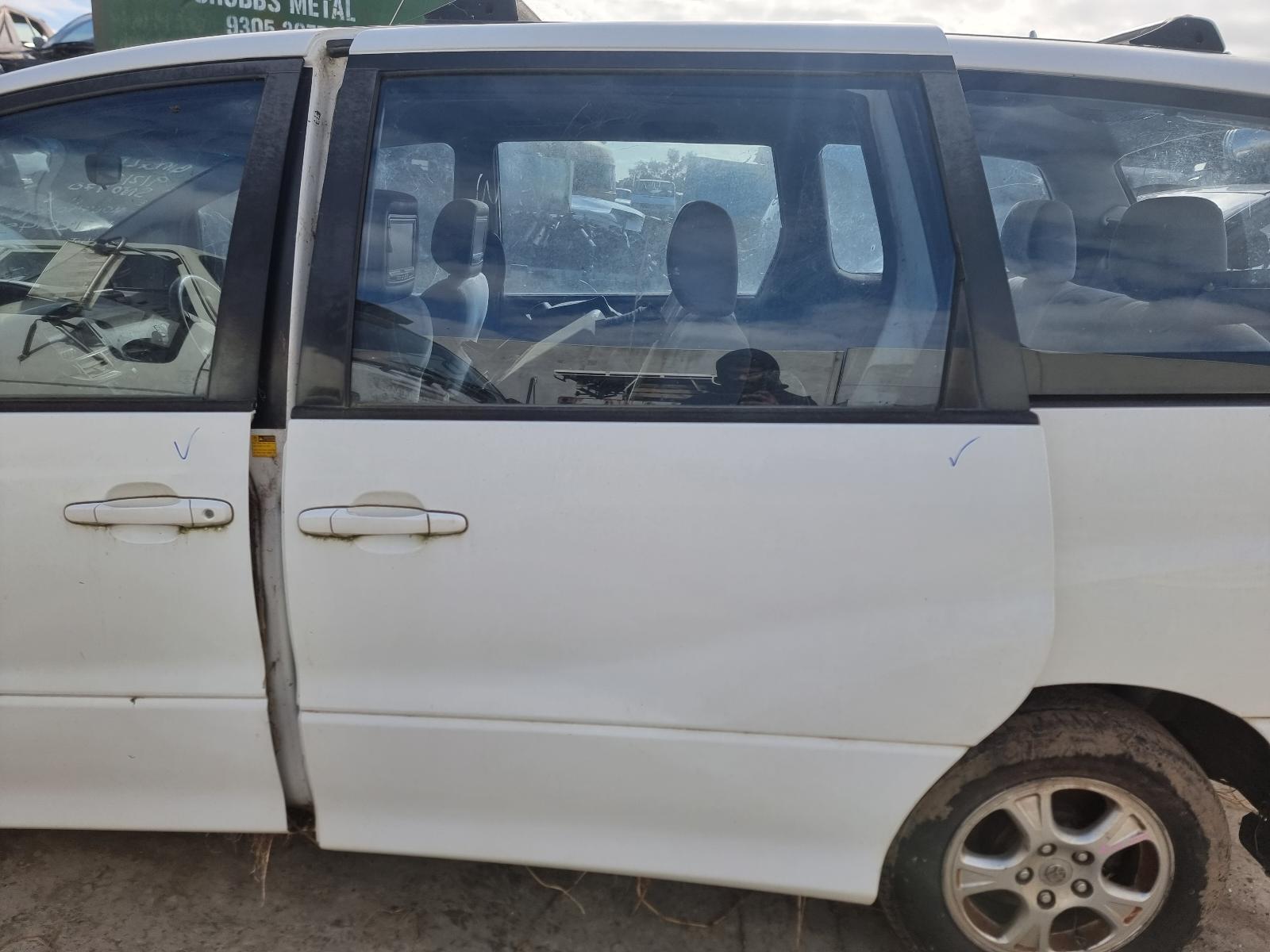 TOYOTA TARAGO ACR30 06/2000-02/2006 INNER LEFT DOOR HANDLE SLIDING DOOR ...