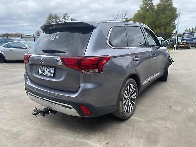 MITSUBISHI OUTLANDER ZJ-ZL 10/2012-07/2021 RIGHT FRONT WHEEL ARCH FLARE ...