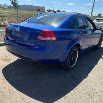 HOLDEN COMMODORE VE 08/2006-04/2013 REAR COURTESY LIGHT - MMM Auto Centre