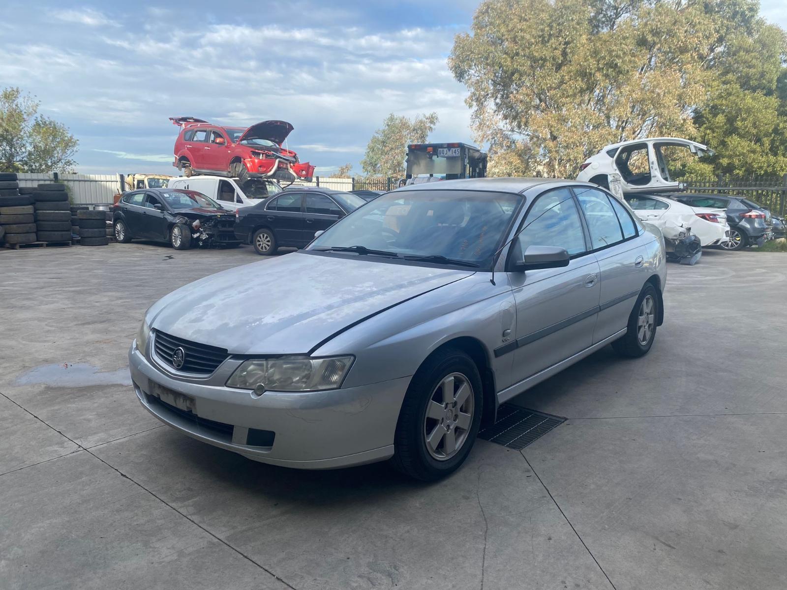 HOLDEN COMMODOR VT-VZ 09/1997-09/2007 BOOTLID LOCK MECHANISM ON REAR ...