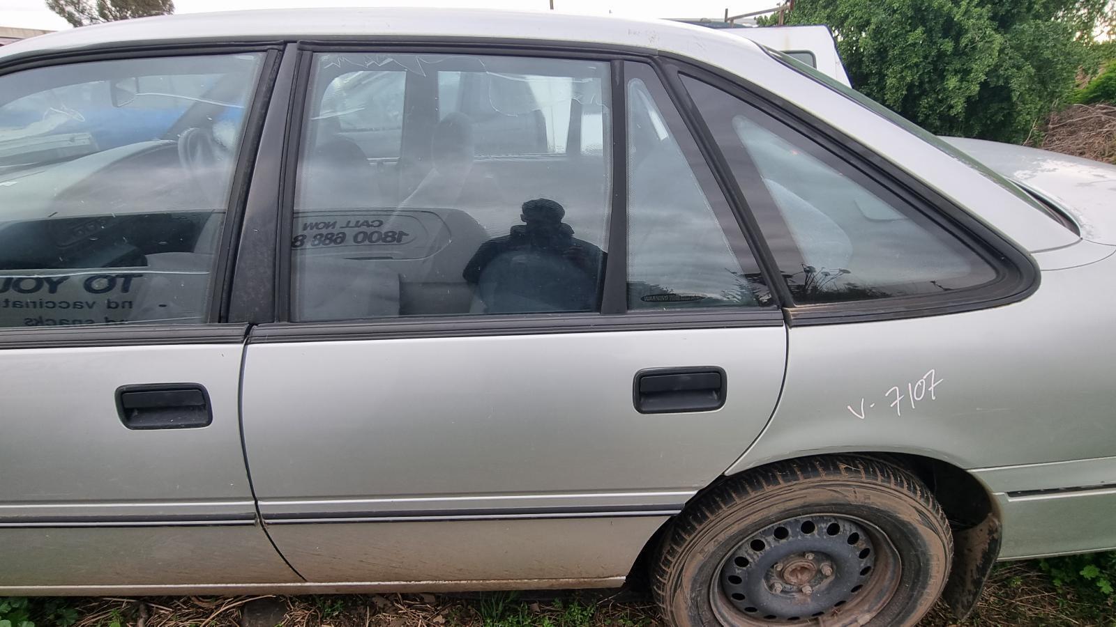 HOLDEN COMMODORE VR-VS 06/1993-07/1997 LEFT REAR DOOR WINDOW SEDAN ...