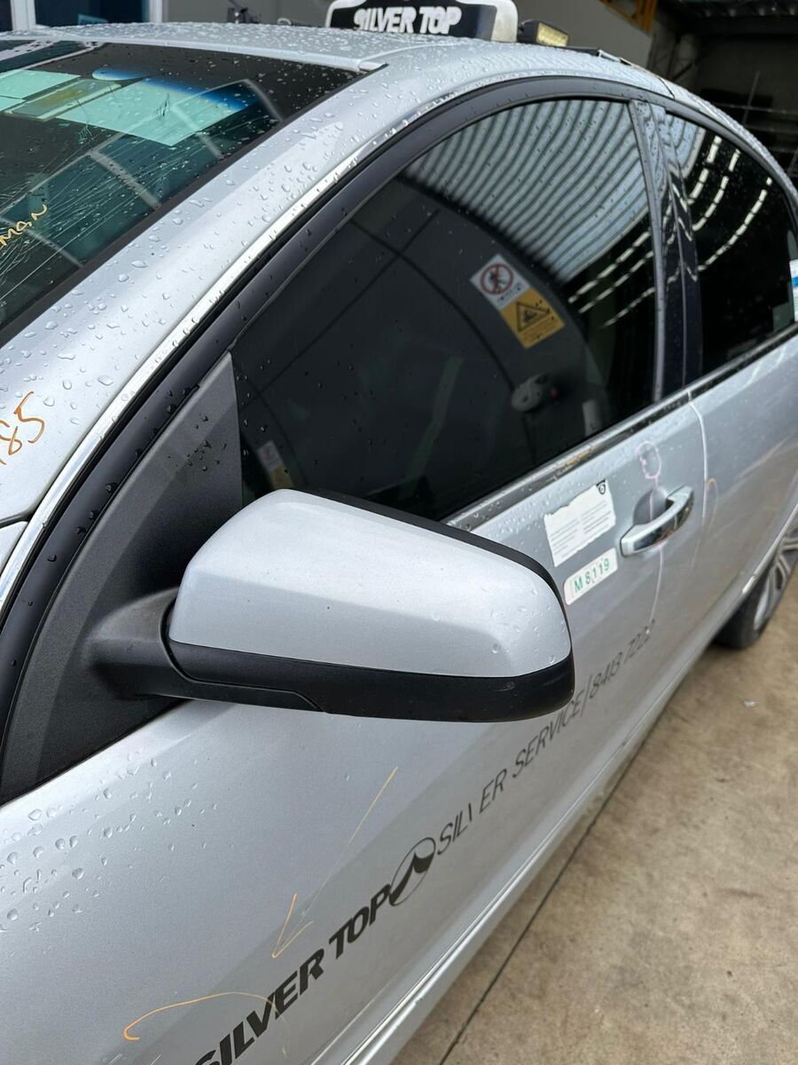 HOLDEN STATESMAN/CAPRICE WN 05/2013-12/2017 LEFT FRONT DOOR WINDOW ...