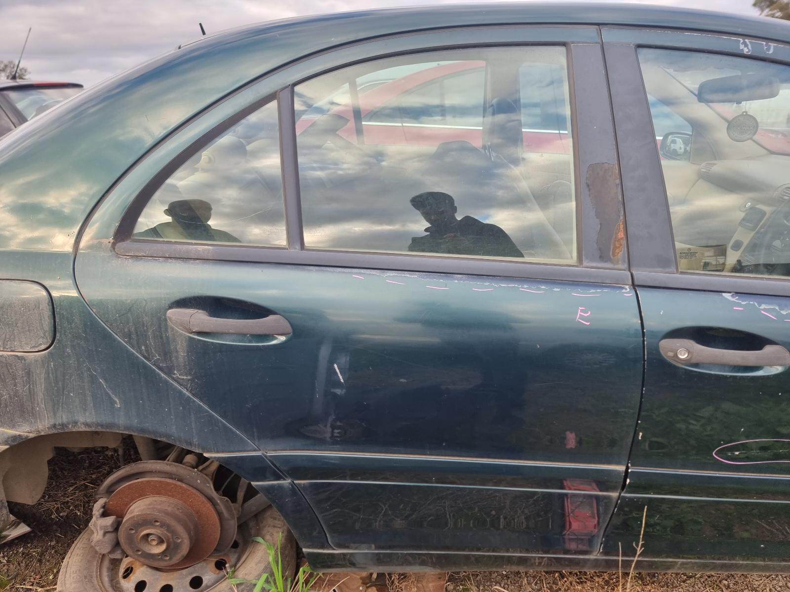 MERCEDES BENZ C CLASS W203 11/2000-06/2007 RIGHT REAR DOOR WINDOW SEDAN ...