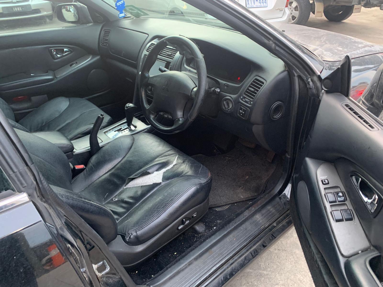 MITSUBISHI VERADA KL 07/2003-09/2005 LEFT FRONT SEAT - MMM Auto Centre