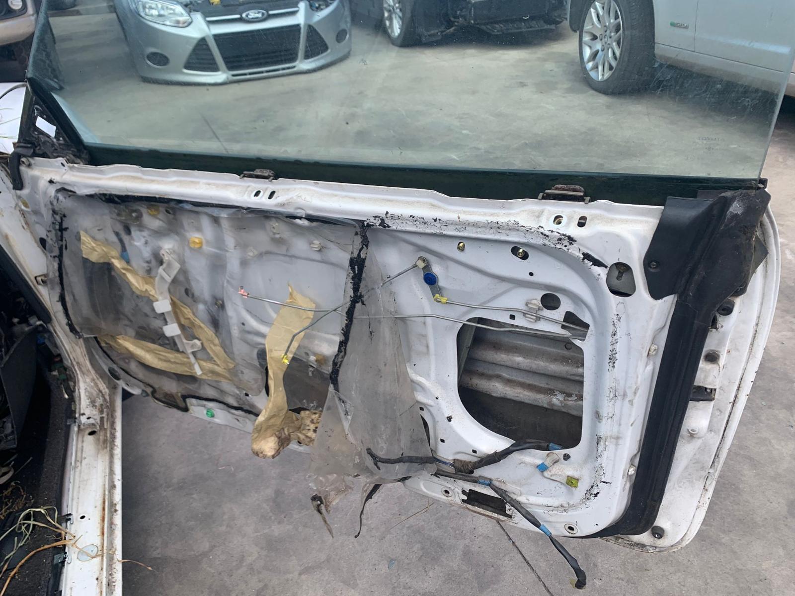 TOYOTA CELICA ST184 12/1989-02/1994 LEFT FRONT DOOR - MMM Auto Centre