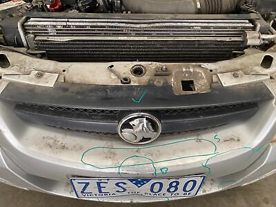 HOLDEN COMMODORE VZ 08/2004-09/2007 RADIATOR AUTOMATIC V6 - MMM Auto Centre