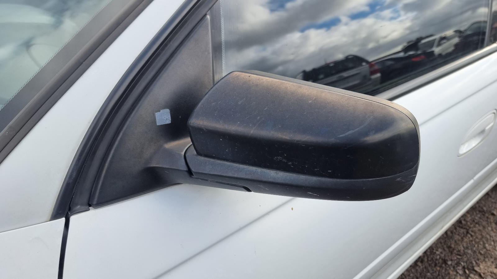HOLDEN COMMODORE VY1-VZ 10/2002-09/2007 LEFT REAR DOOR WINDOW WAGON ...