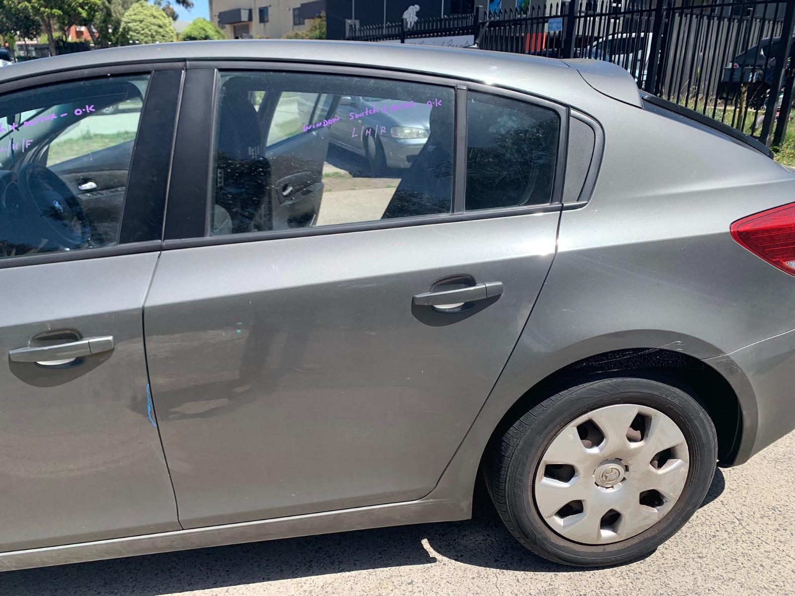 HOLDEN CRUZE JH 03/2011-01/2017 LEFT REAR 1/4 DOOR GLASS HATCHBACK ...