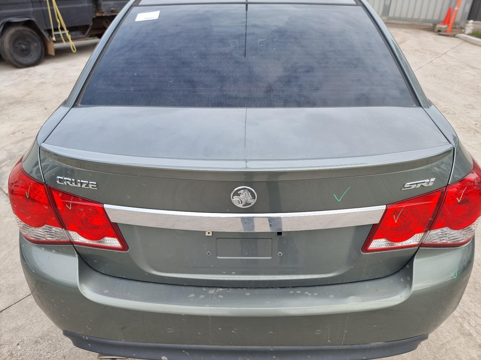 HOLDEN CRUZE JH 03/2011-01/2017 REAR BUMPER SEDAN SRi/SRi-V W/ PARK ...