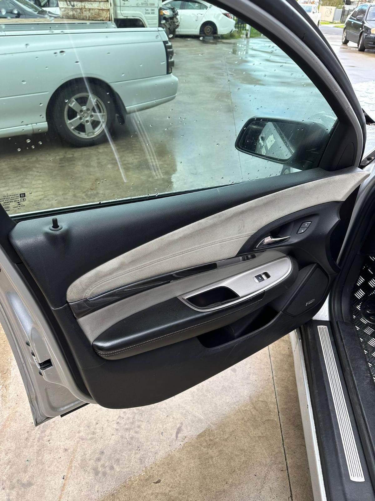 HOLDEN STATESMAN/CAPRICE WN 05/2013-12/2017 LEFT FRONT DOOR TRIM BLACK ...