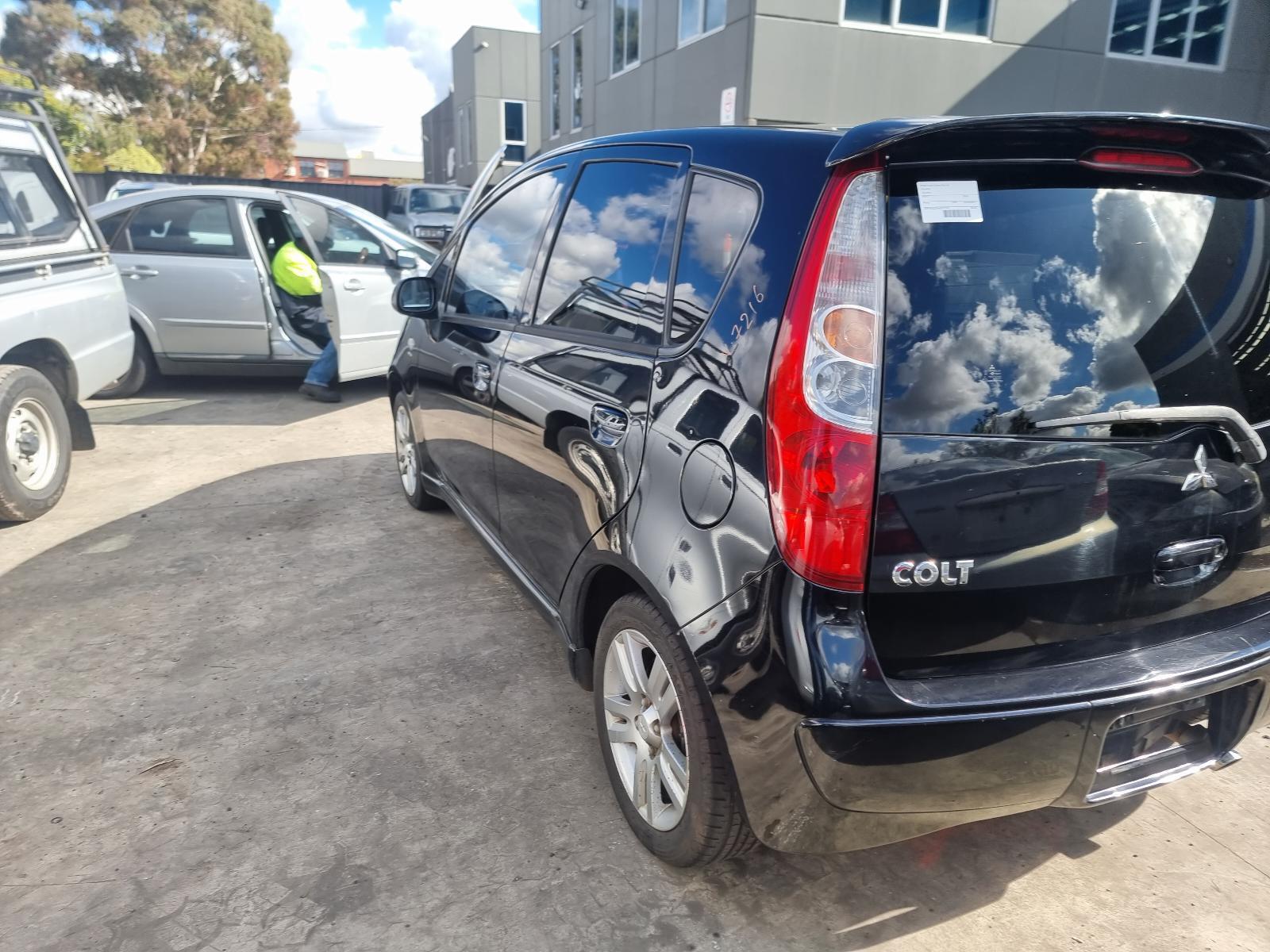 MITSUBISHI COLT RG 03/2006-11/2011 FUEL TANK - MMM Auto Centre