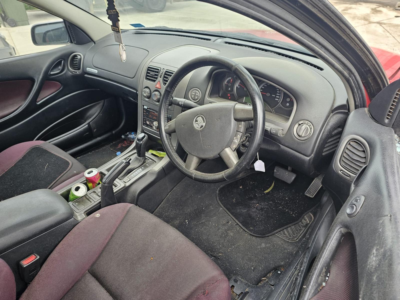 HOLDEN COMMODORE VX S2-VZ 09/2001-09/2007 COMBINATION SWITCH FLASHER ...