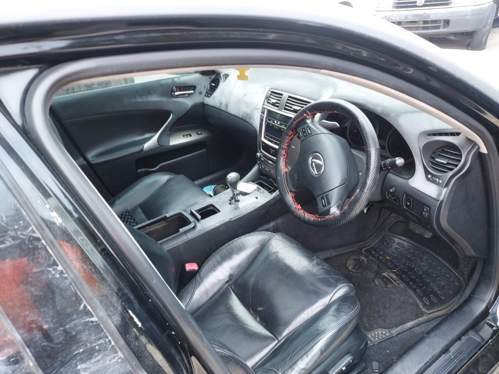 LEXUS IS250/IS250C 11/2005-07/2013 HANDBRAKE LEVER GSE20R - MMM Auto Centre