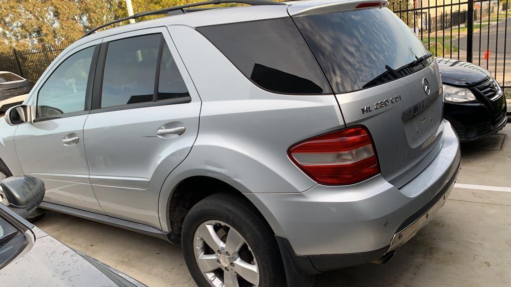 MERCEDES BENZ M CLASS W164 09/2005-12/2011 REAR BUMPER SUIT W/ PARK ...