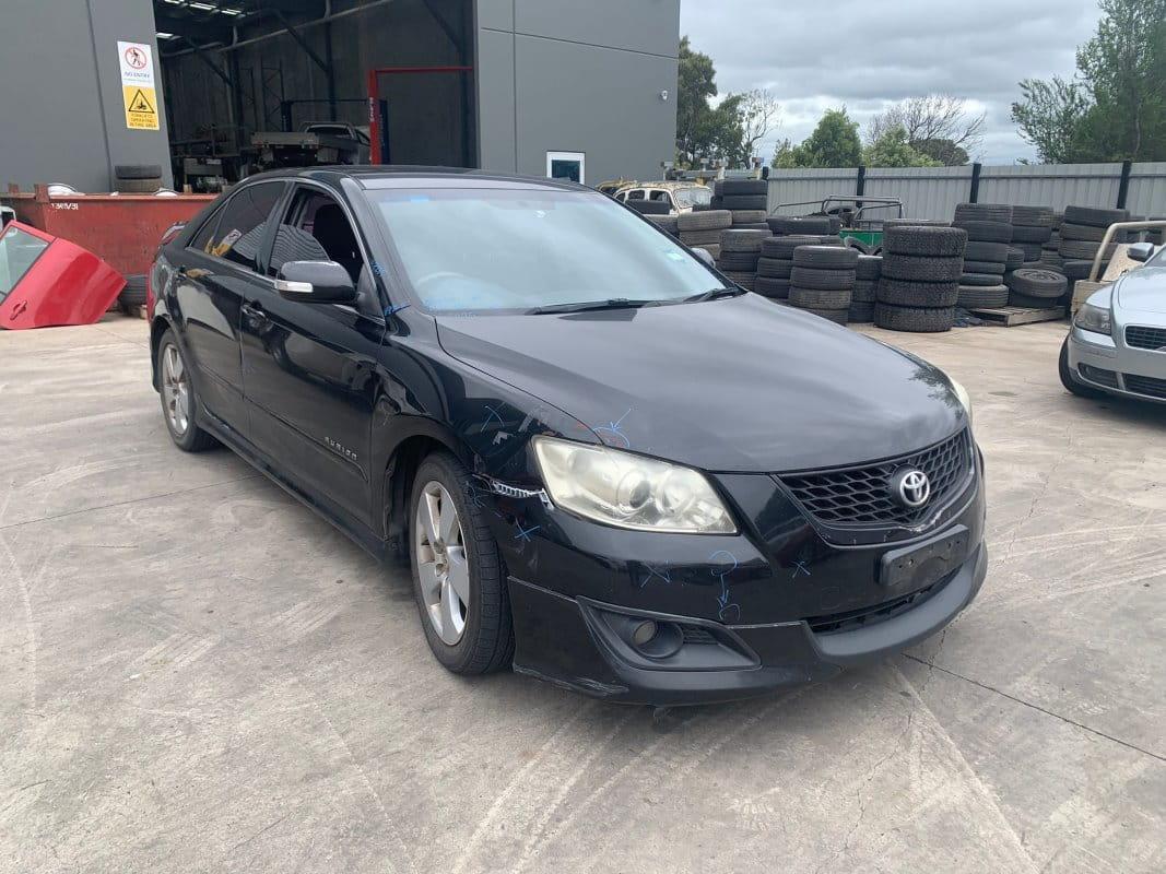 TOYOTA AURION 10/2006-03/2012 COURTESY LIGHT FRONT GSV40R - MMM Auto Centre