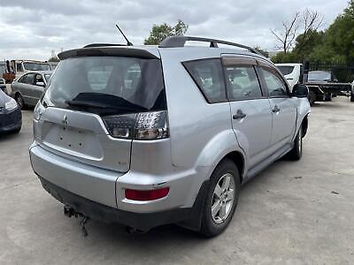 MITSUBISHI OUTLANDER ZH 09/2009-10/2012 REAR BUMPER END RIGHT SIDE ...