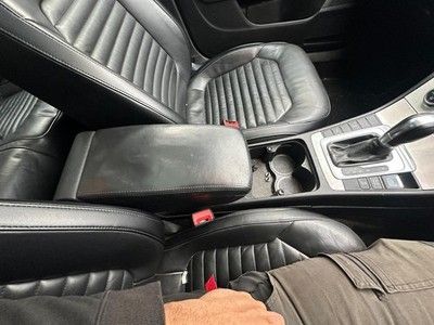 VOLKSWAGEN PASSAT 3C/MK6 B7 09/2010-05/2015 CONSOLE LEATHER BLACK - MMM ...