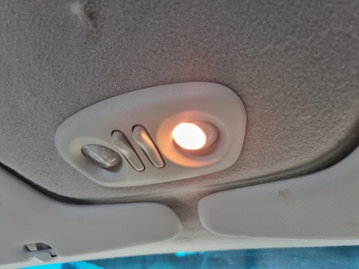 FORD FALCON EF-BF 08/1994-03/2008 COURTESY LIGHT FRONT - MMM Auto Centre