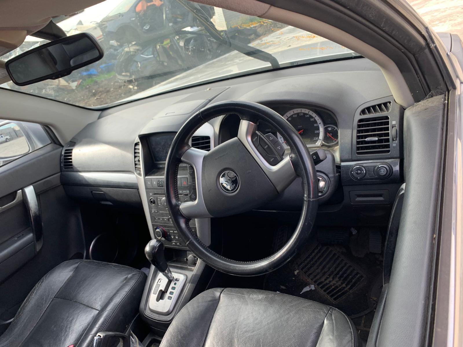 HOLDEN CAPTIVA CG 09/2006-02/2011 STEREO/HEAD UNIT DASH RADIO CONTROL ...