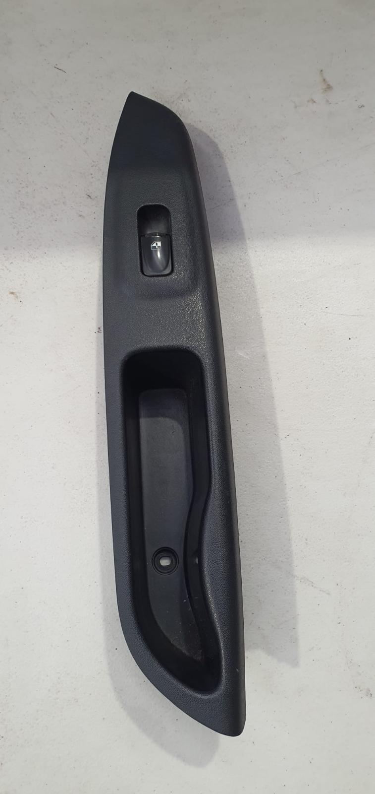 HYUNDAI ACCENT POWER WINDOW SWITCH LH FRONT/LH REAR/RH REAR, 5DR HATCH ...