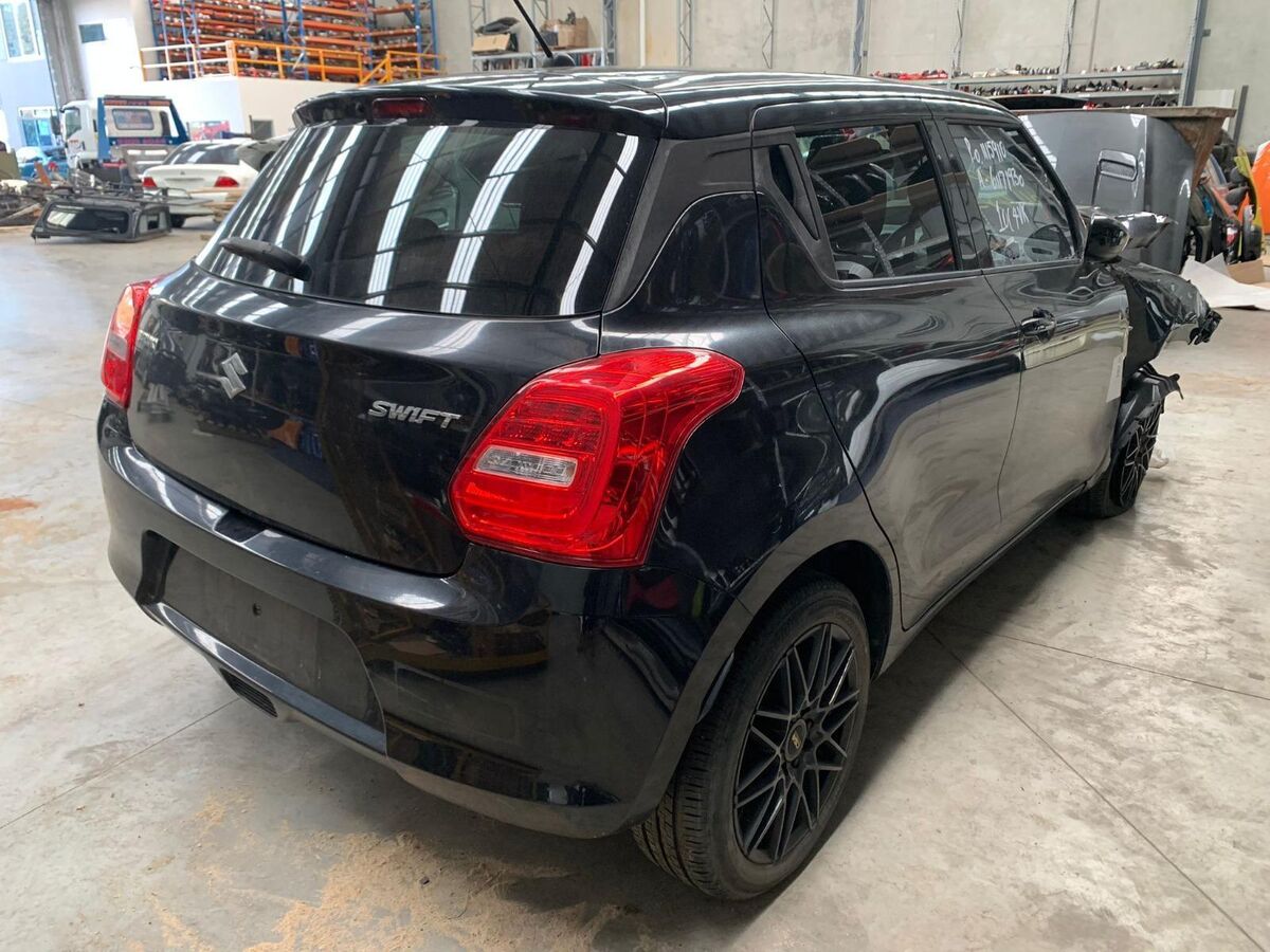 SUZUKI SWIFT AZ 04/2017 RIGHT FRONT DOOR - MMM Auto Centre